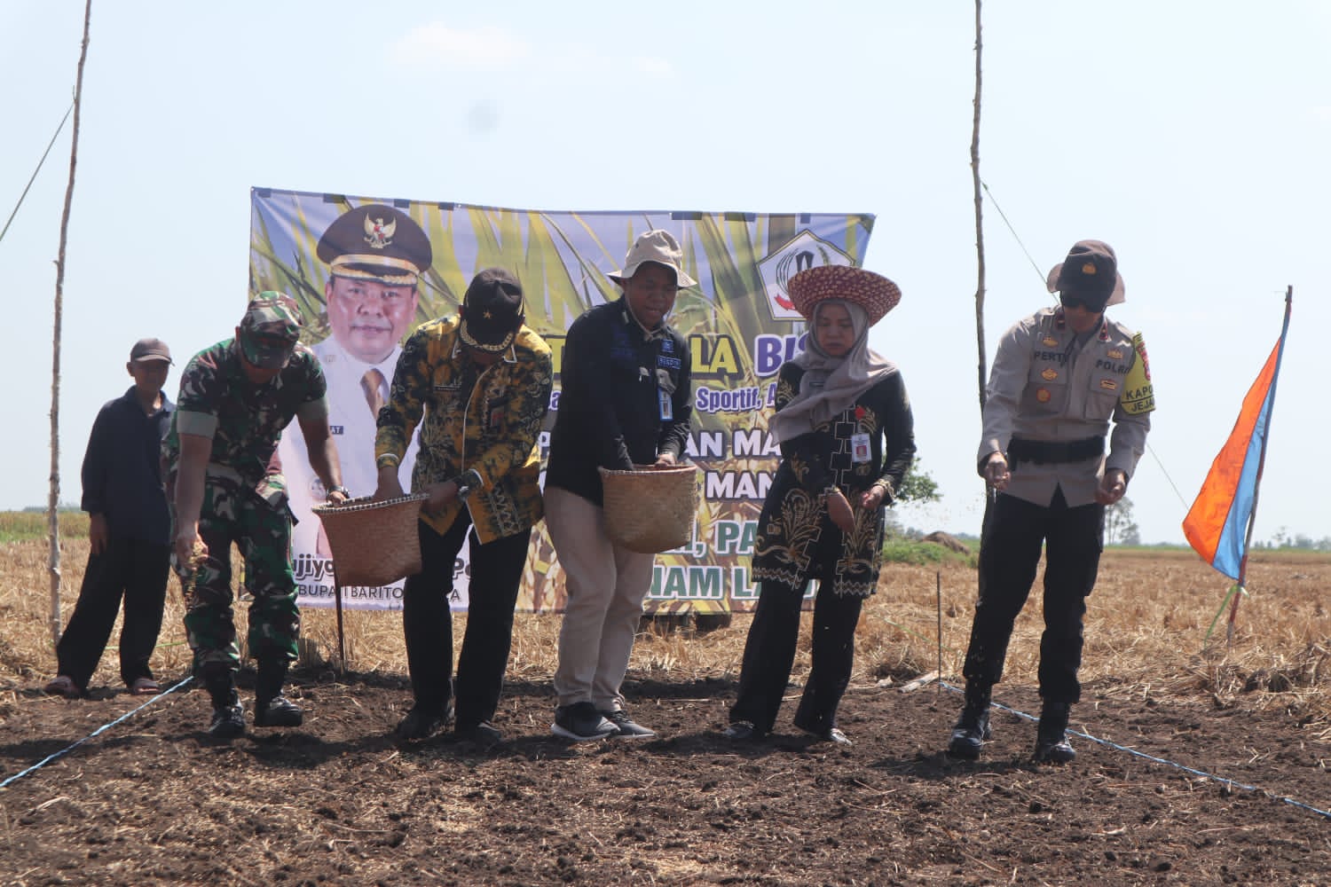 Antisipasi El Nino, Pemerintah Gencarkan Program Panen dan Tanam Padi ... Antisipasi El Nino, Pemerintah Gencarkan Program Panen dan Tanam Padi ...